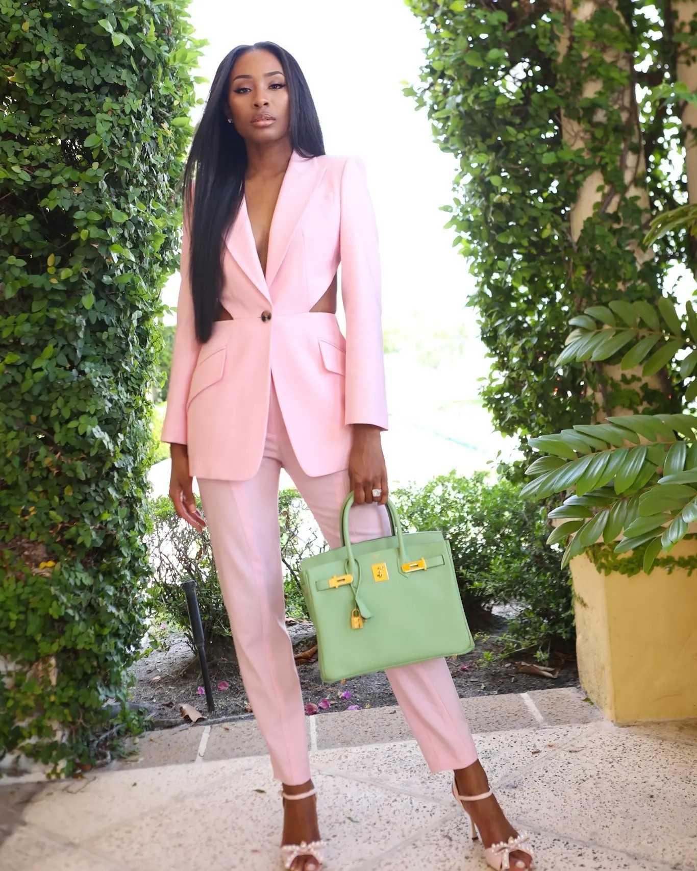 Who is the Best Fashion Influencer? | Kristen Bradley "The Chic Maven"